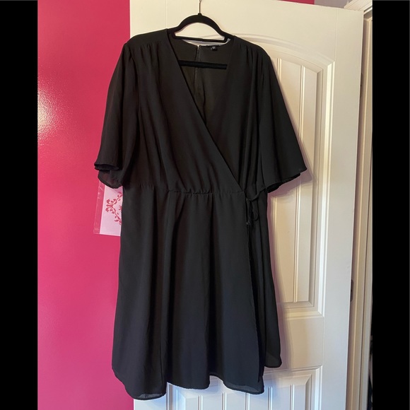 torrid | Dresses | Torrid Wrap Dress 24 | Poshmark